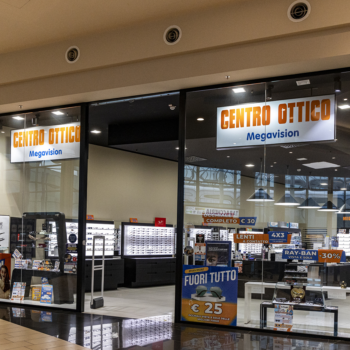 Megavision Optic Store - Centro Commerciale Puntadiferro - Forlì (FC)